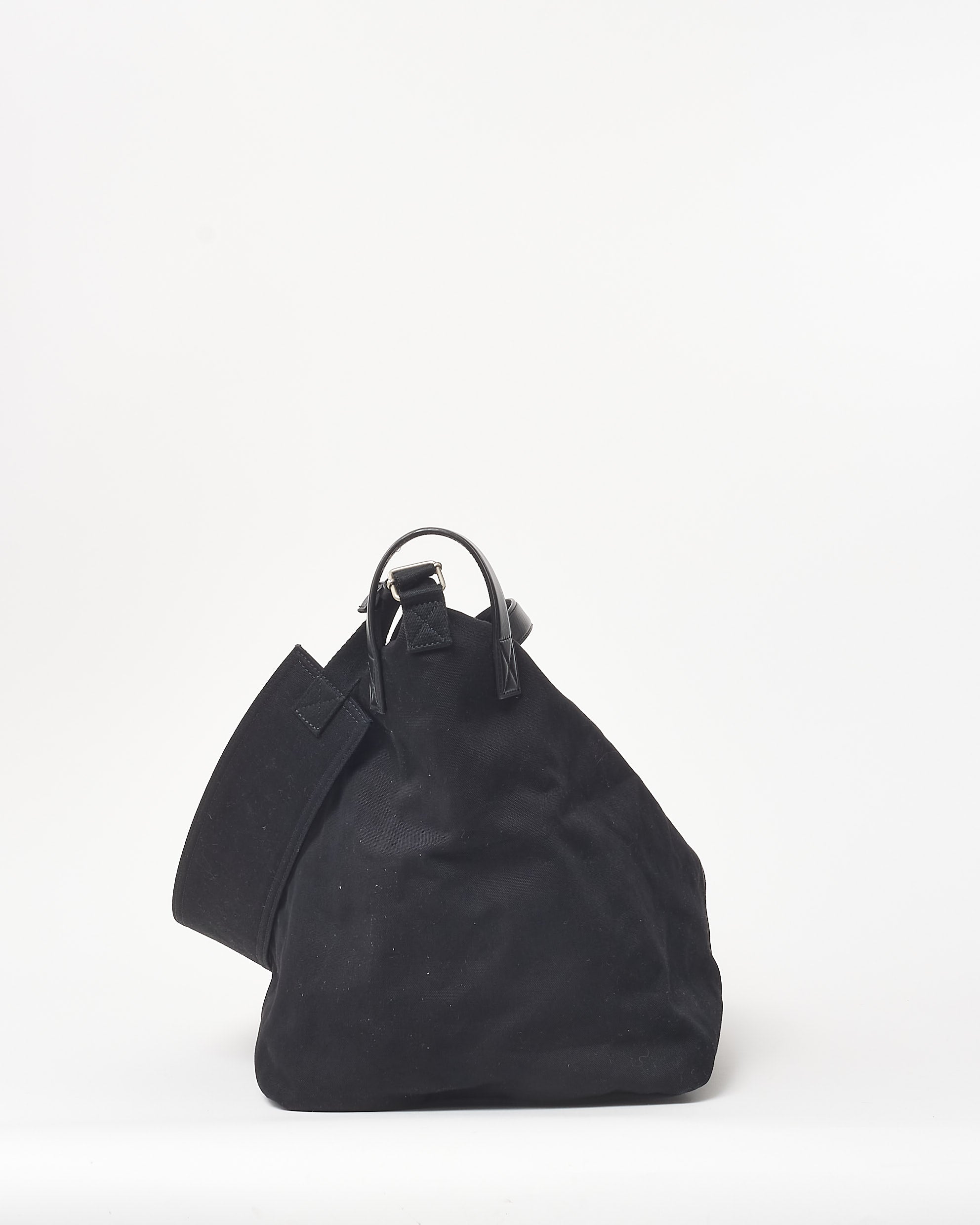 Buy Jacquemus Black Canvas Weekender Travel Bag - Authenticated Pre ...